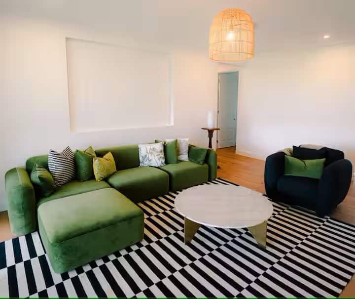 Blenheim House-magnificent Luxury & 360 View - Hinton