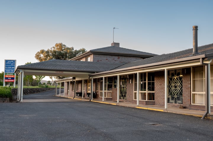 Deluxe Queen Room - Tumut