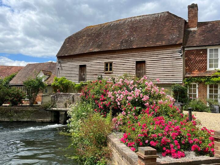 High Mill Cottage - Farnham