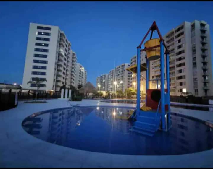 Apartamento En Lujoso Club House - Ricaurte