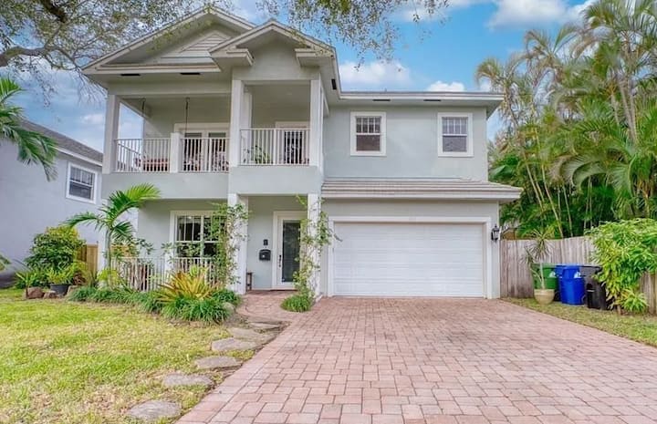 Fort Lauderdale Oasis - Fort Lauderdale