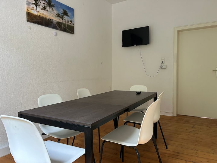 Zentral Mit Guter Anbindung- 3 Zimmer Mit 6 Betten - Wuppertal