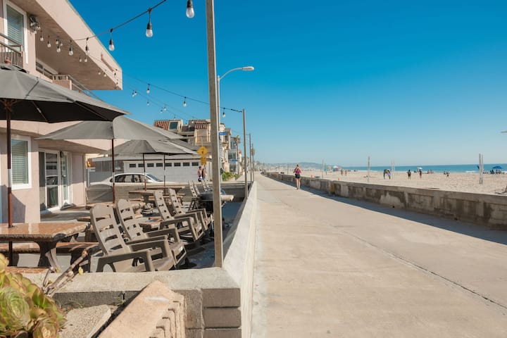 Surf's Up Sanctuary: Beachfront In Mission Beach - San Diego, CA