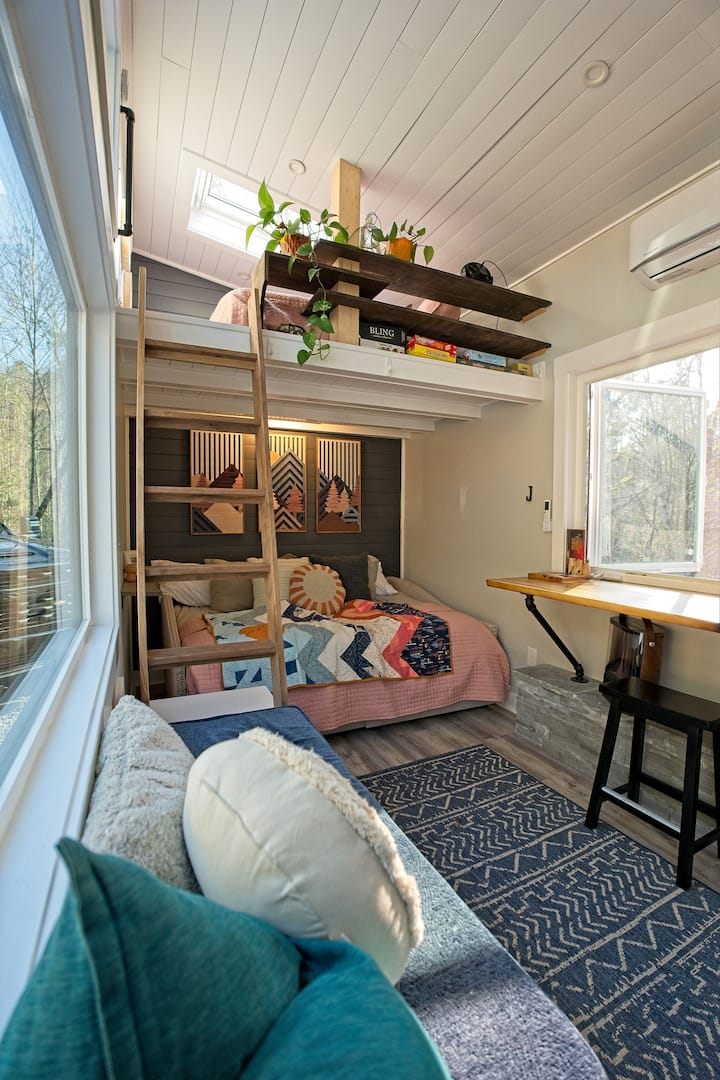 Tiny Home In The Smokies - Cherokee, NC