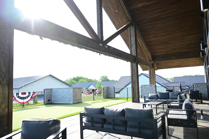 Sovereign Village Apt. 222 2br - Choctaw Lake, OH
