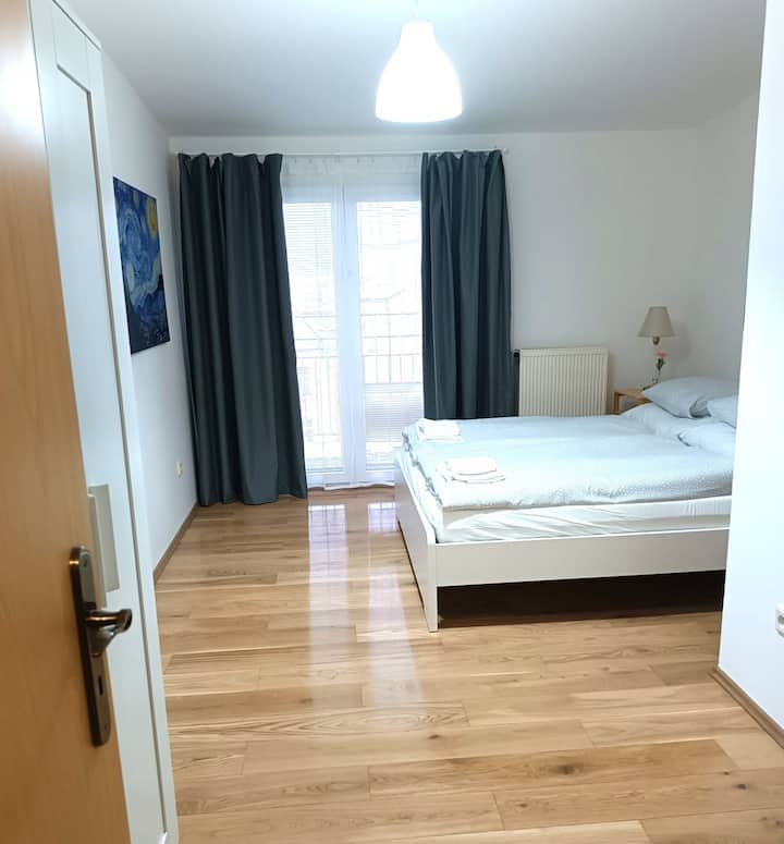 Family Atic 2b Apartment 16 - 프라하