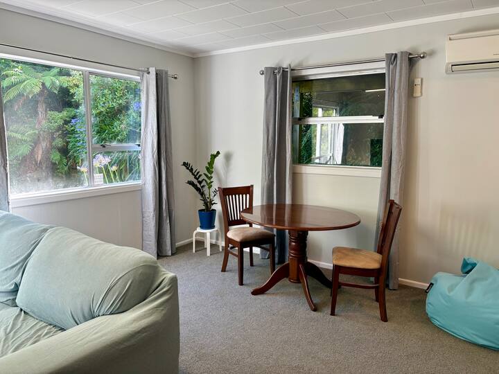 Peaceful In Pinehaven - Upper Hutt