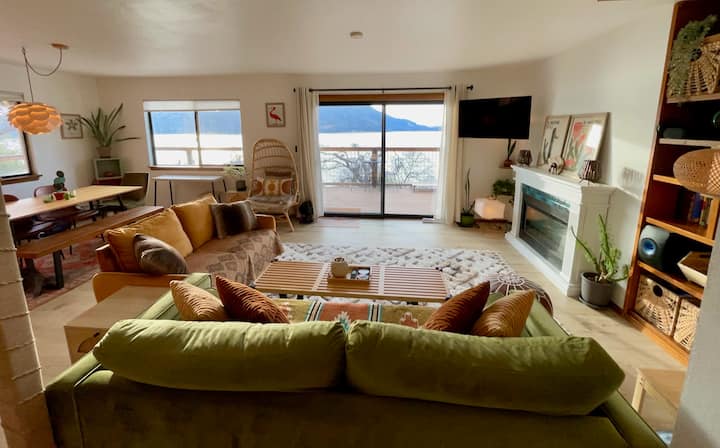 Red-tail’s Golden Egg L Inspiring Lake & Mtn Views - Crimson Ridge, Kelseyville