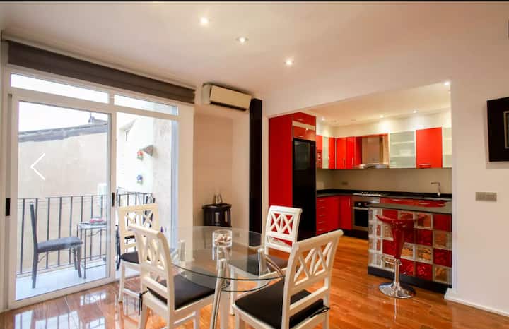 Piso En El Centro De Valencia. Gastos Incluidos. - Valencia