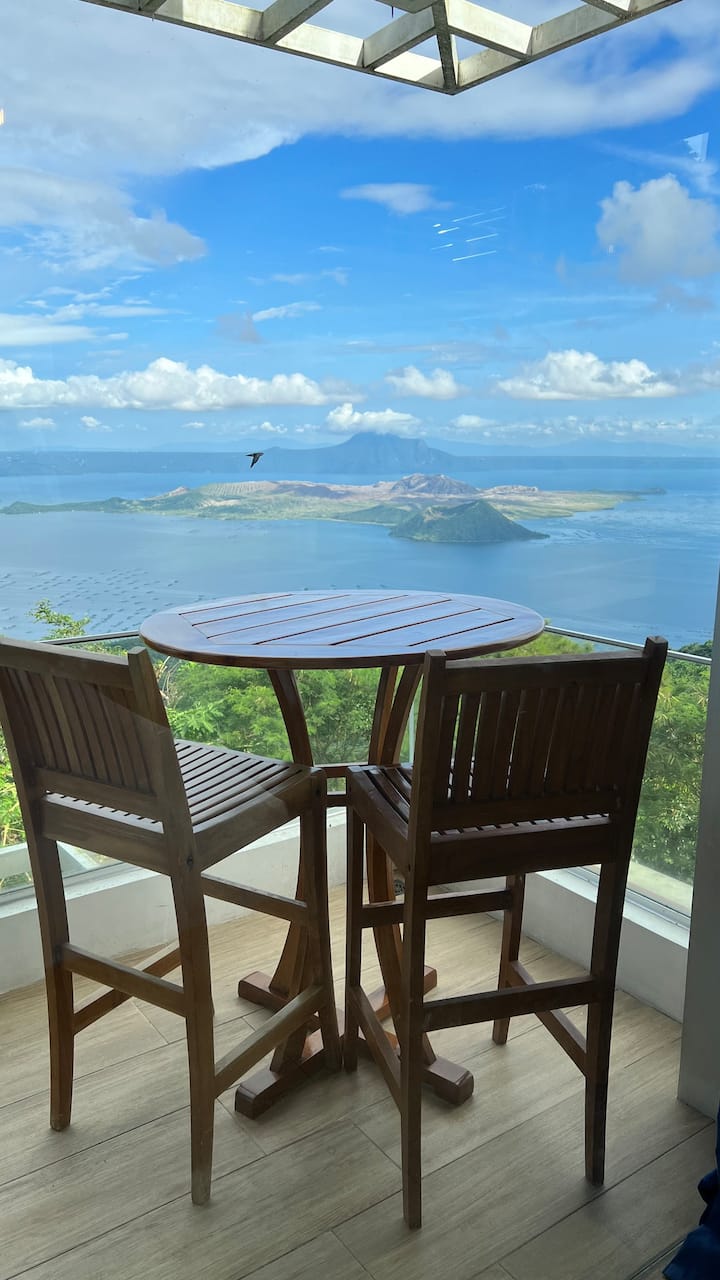 The Carmelence View - Tagaytay