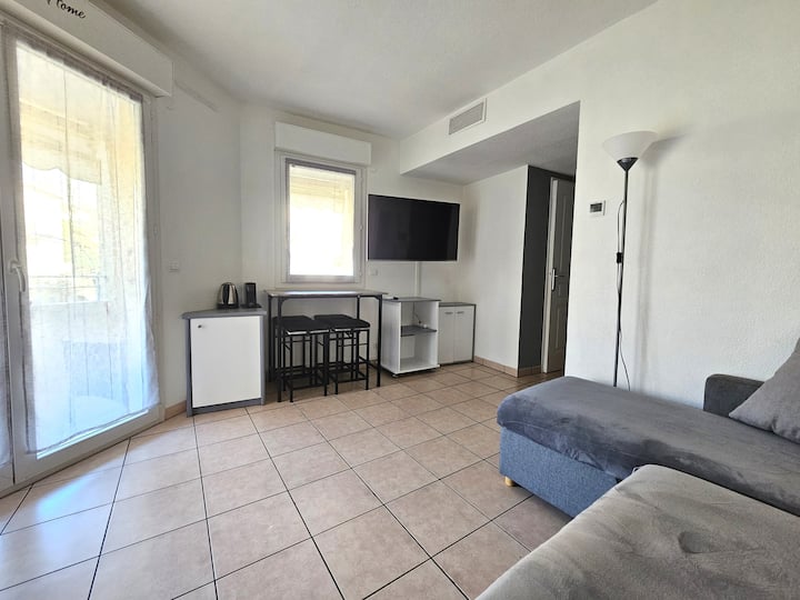 Appartement 2 Pièces à Menton - Menton