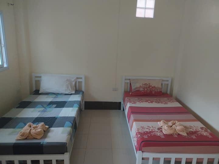Superclean Triple Room Sairee - Koh Tao