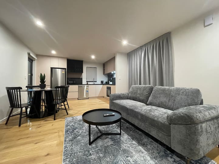 Luxury 2 Bed Near Ara/stadium And Cbd With Parking - Christchurch