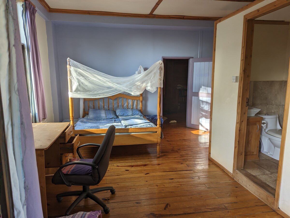 Tree tops House, firefinch room - Houses for Rent in Kampala, Central ...