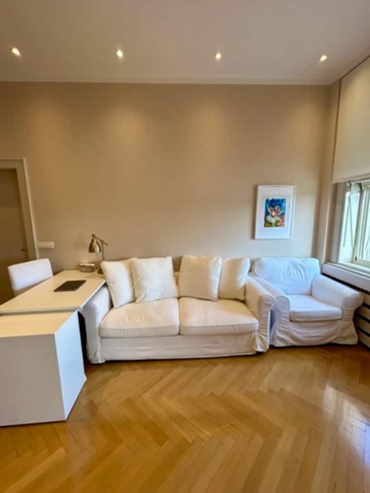 Ljubljana's Skyscraper Castle View Apartment - Ljubljana
