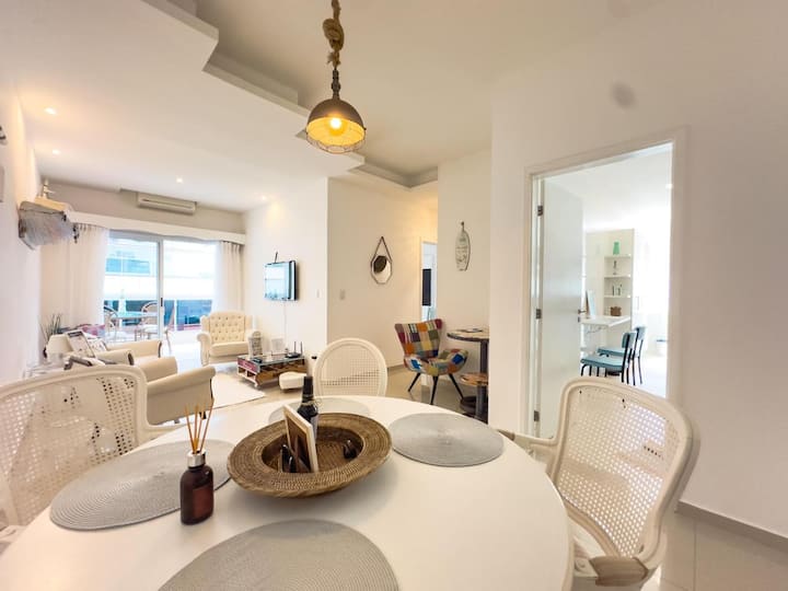 Refúgio Incrível A Passos Da Praia Do Forte - Cabo Frio