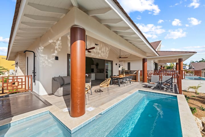 Blue Bay Golf And Beach Resort | Jazmyn 40 | Pool - Curaçao