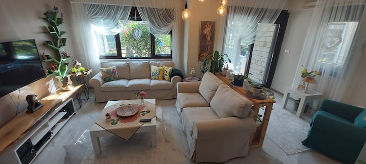 Bahçeli Havuzlu Temiz Villa - Side