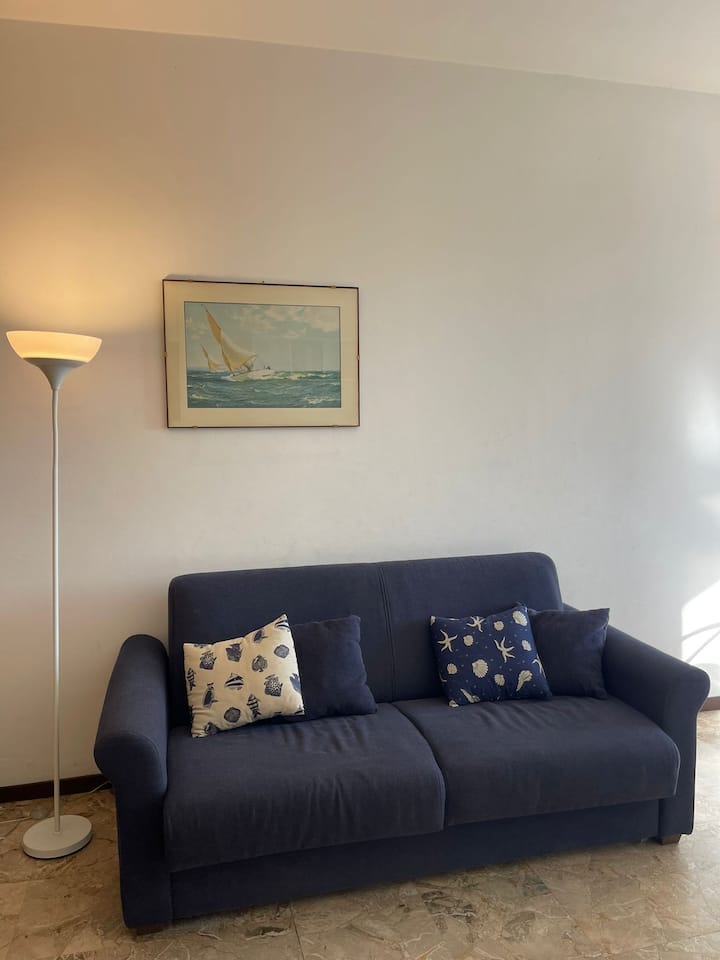 Casa Dante
Citra: 009029-lt-2648 - Finale Ligure