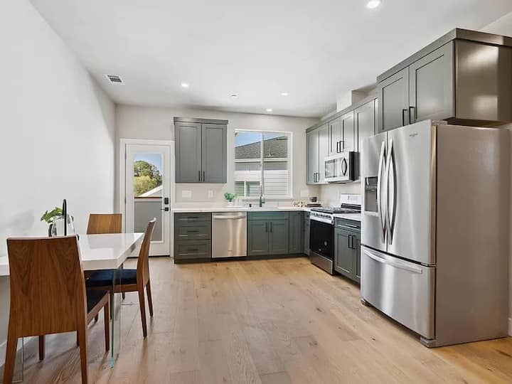 Modern 1br Adu W/ Private Yard - Santa Rosa, CA