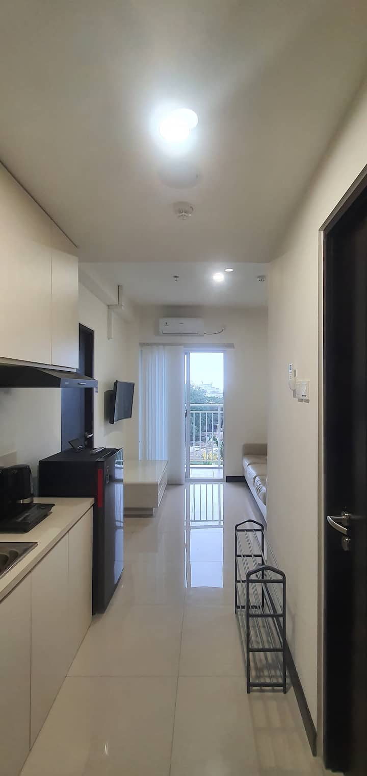 Cozy Pool View 1-br Apartment - Batam