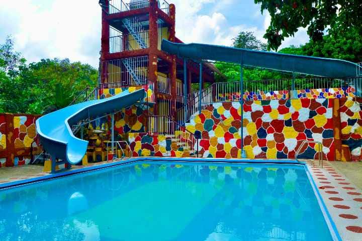 Villa Lucila Private Resort - Dasmariñas