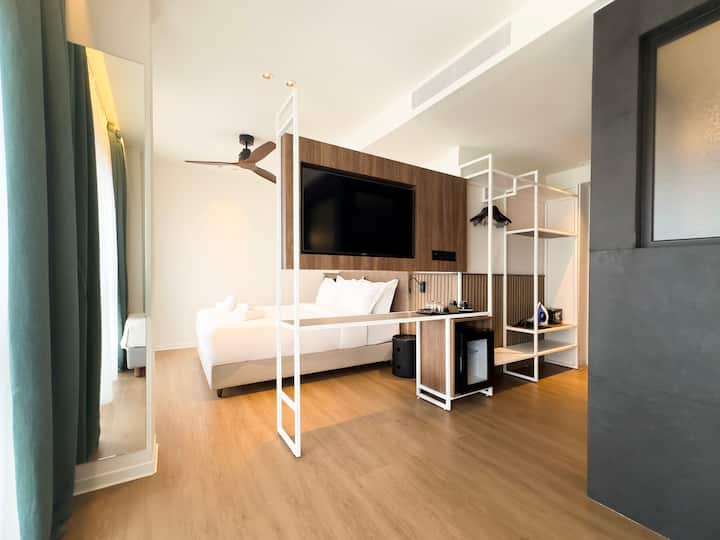 Central Athens Room With Acropolis Terrace Views - Atene