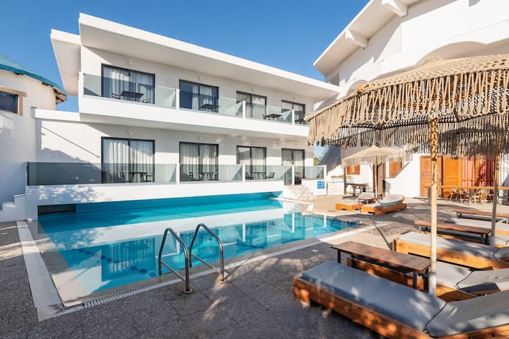 Aquarius Hotel-ground Double Lux With Pool View - Faliraki
