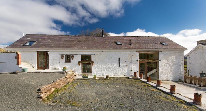 Merlin Barn - Llandovery