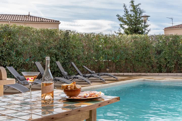 Villa * Piscine * Clim * Wifi * - Martigues