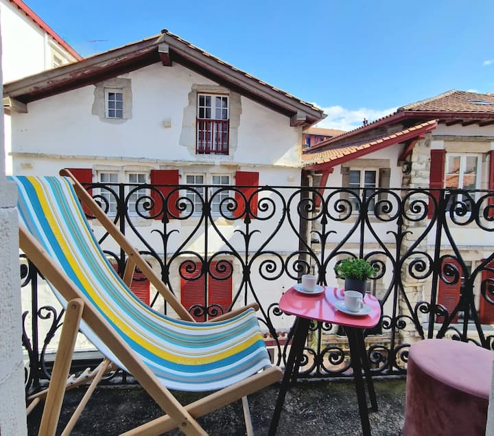 Appartement Plein Sud Hypercentre Avec Balcon - Ciboure