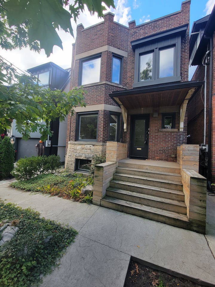 Spacious And Lux 2 Bed Apartment - Toronto