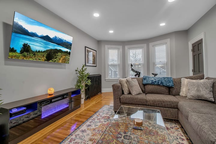 Sunset Lovers Home - Kenmore, NY