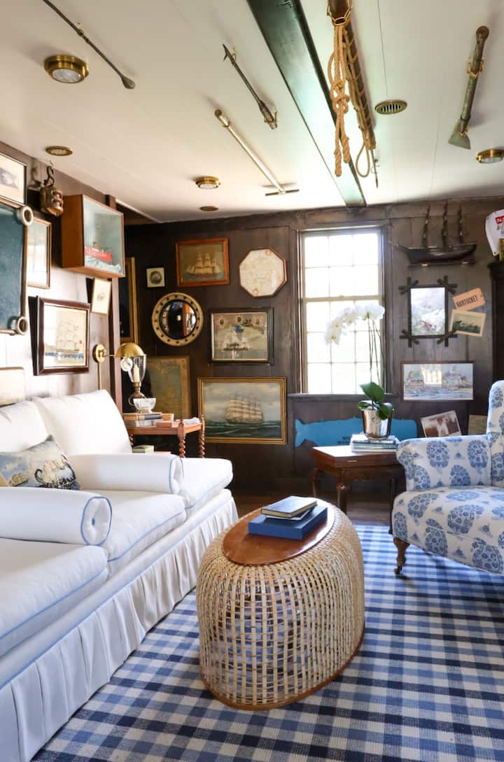 Cozy Sconset Whaling Cottage - Nantucket, MA