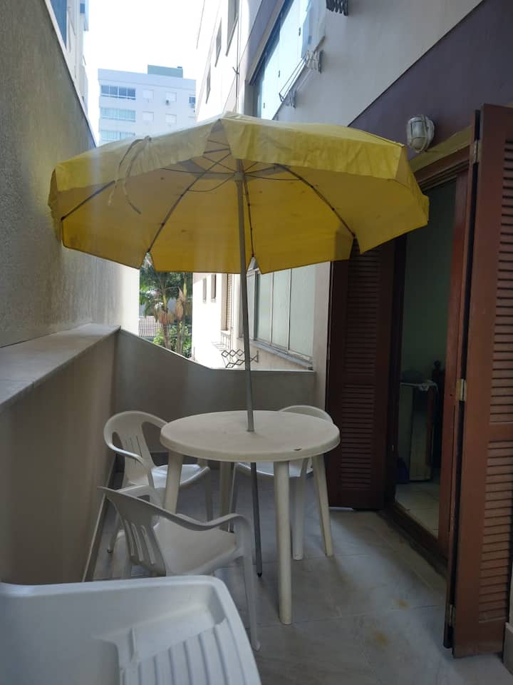 Apartamento No Centro Capão Da Canoa. - Capão da Canoa