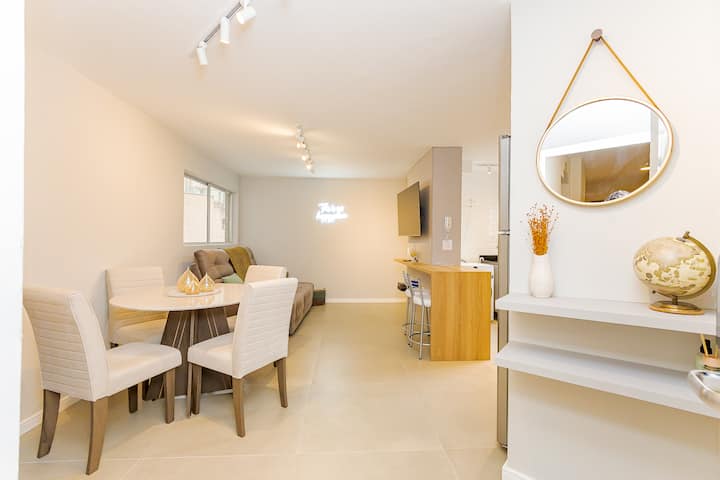 Apt Recem Renovado No Bigorrilho - Curitiba