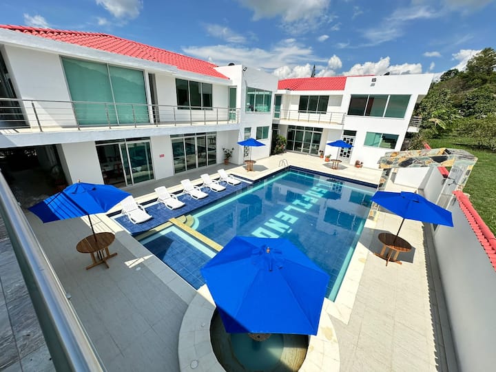 Residencia Con Piscina, Jacuzzi Y Cascada - Anapoima