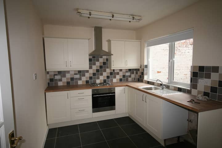 2 Br Traditional Belfast House - Belfast