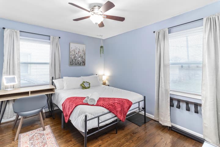 Private Room In Non-toxic Home - Royal Oak, MI
