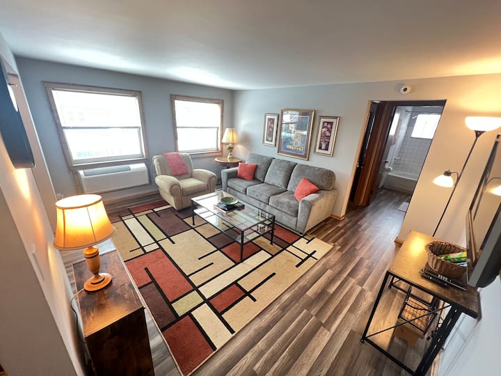 Entire 1 Bed Room Apartment - Flats On 5th•3a - Columbus, OH