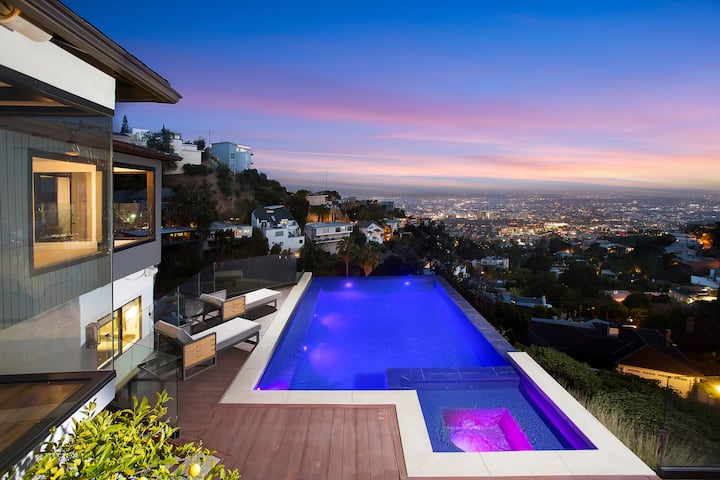 Modern Villa In West Hollywood - Beverly Hills, CA