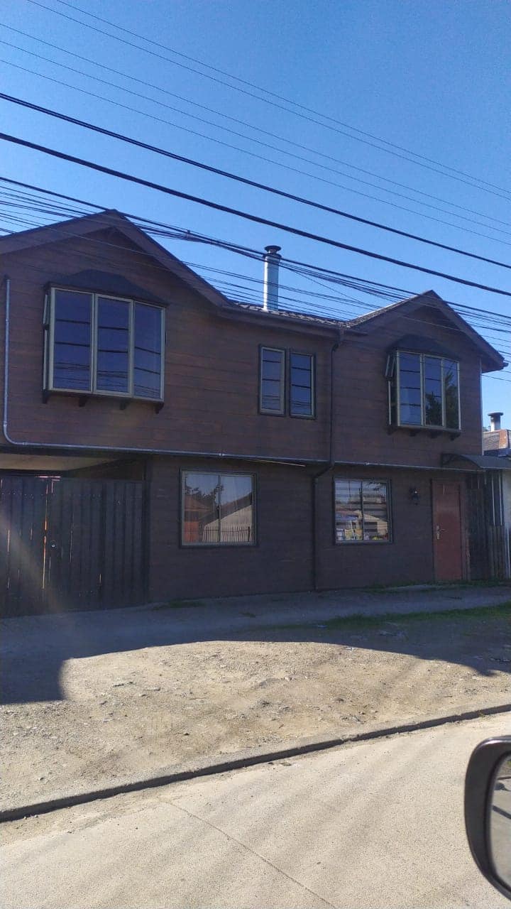 Cómoda Casa En Valdivia - Valdivia