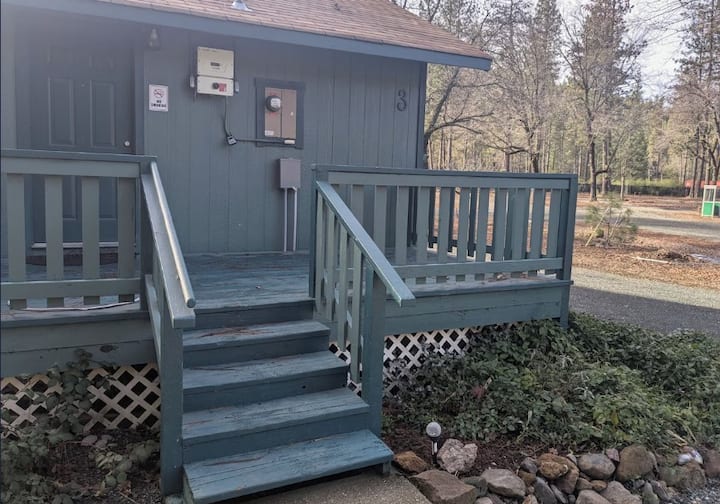 Loch Lomond Cabin 3 - Clearlake, CA