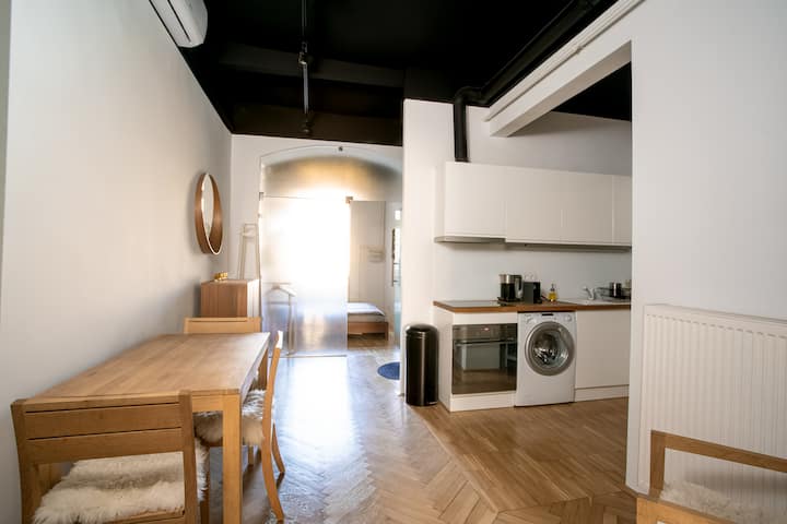 K57 Old Town Apartment - Pécs
