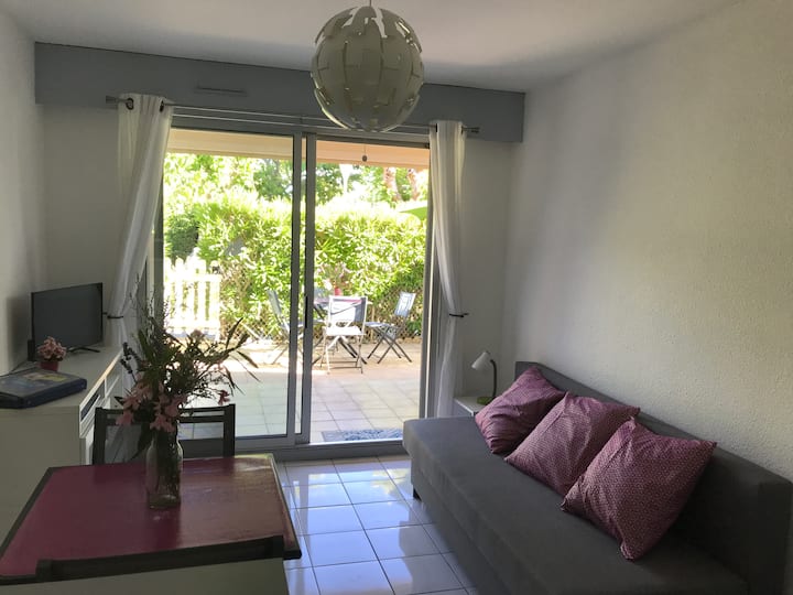 Bord De Mer, T2 Jardin, Piscine - La Seyne-sur-Mer