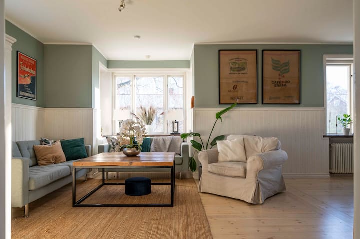Family Villa | Fire Pit & Fireplace | Train Access - Staffanstorp