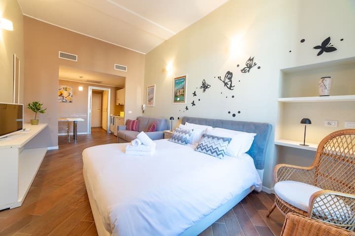 Suite Mazzini Square - Como