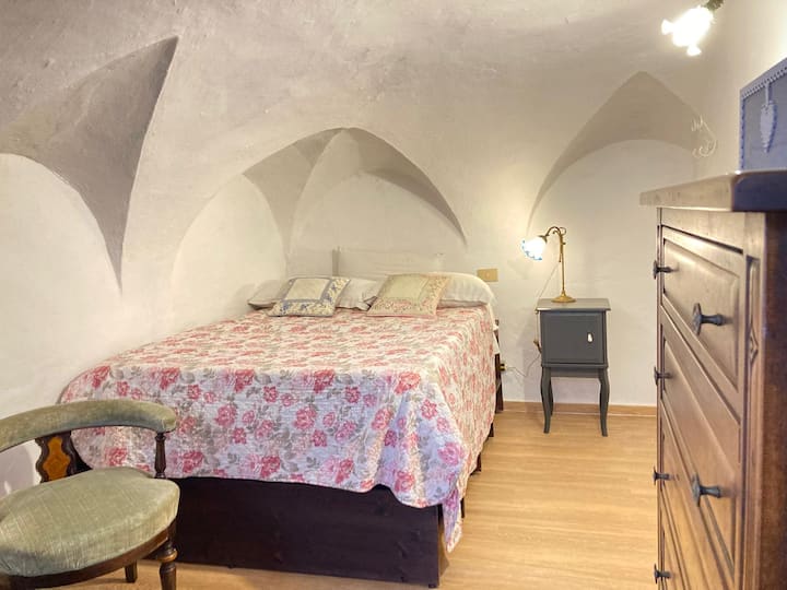 Dolcedo Accogliente Trilocale - Dolcedo