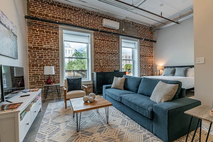 Harborside Stay | Walkable In Strand District - Schlitterbahn Waterpark Galveston, Galveston