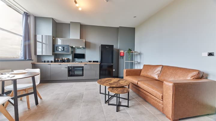 1 Bedroom Apartment - Free Private Parking - Newcastle upon Tyne